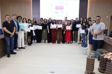 Projeto Meninas de Futuro chega ao fim com cerimônia na Câmara ...